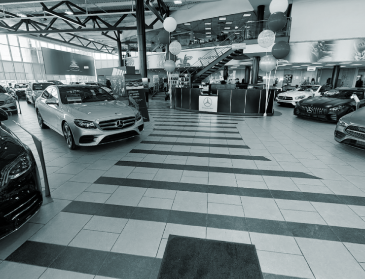 Mercedes-Benz Laval – Go360